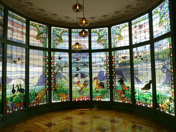 Barcelona Architecture Walking Tour With Casa Batlló Upgrade - Exploring Gaudís Masterpieces