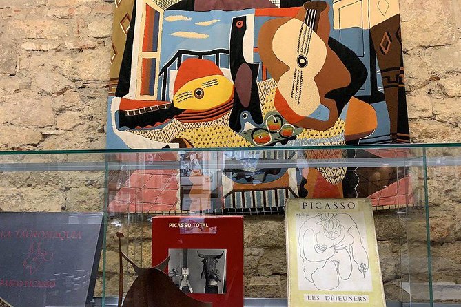 Barcelona Art and Tapas Small Group Walking Tour With Picasso Museum - Highlights of the Itinerary