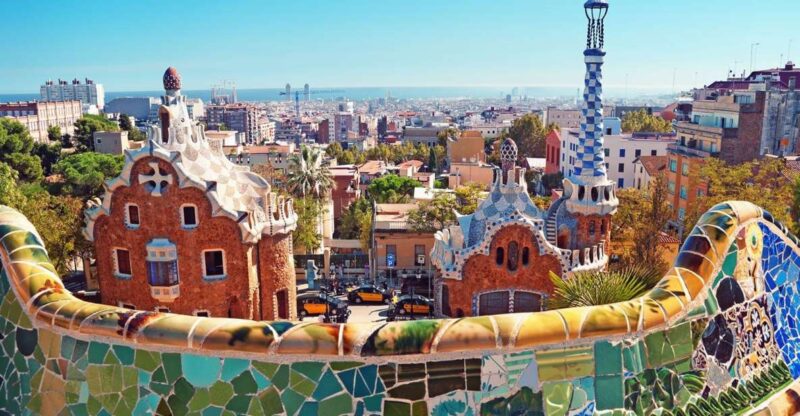 Barcelona Audioguide - TravelMate app for your smartphone - The Itinerary Breakdown