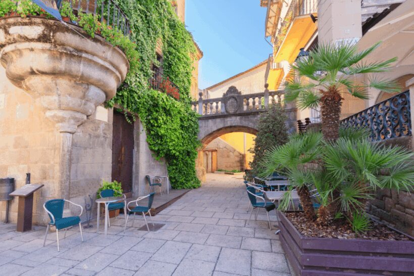 Barcelona: Bike Tour with local private guide - Frequently Asked Questions