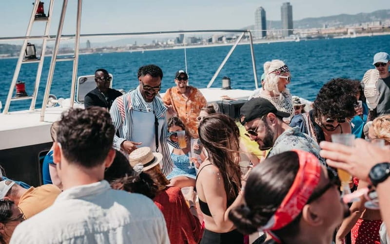 Barcelona: Brunch Boat Party with Drinks and DJ - FAQ