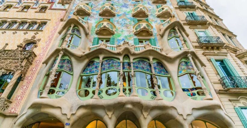 Barcelona: Casa Batlló Entry with Self-Audioguide Tour - The Experience: What You Can Expect from Your Visit