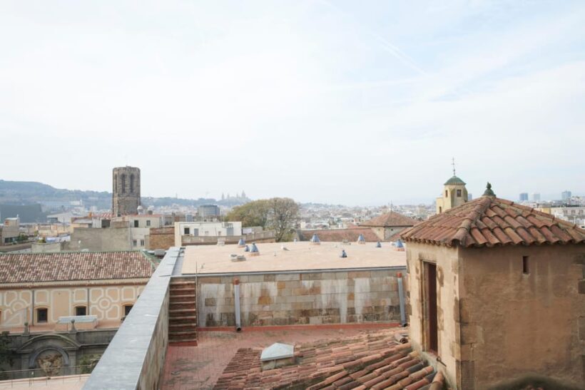 Barcelona Cathedral: Ticket, Guided Tour and VR Experience - Practical Details: What You Need to Know