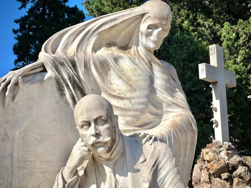 Barcelona: Cemetery Tour - Gothic Graves & Local History - An In-Depth Look at the Cemetery Tour