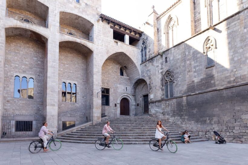 Barcelona: City Highlights Bike Tour with Locals - Why This Tour Stands Out