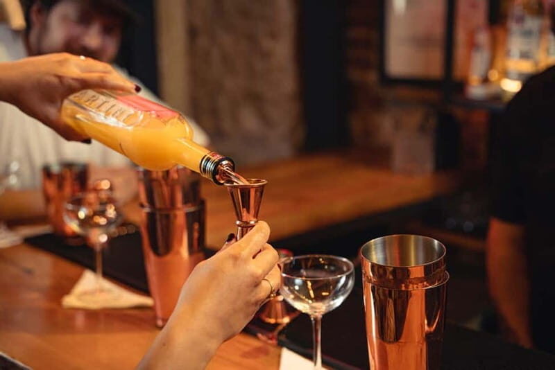 Barcelona: Cocktail Class with Mixologist - The Venue and Meeting Point