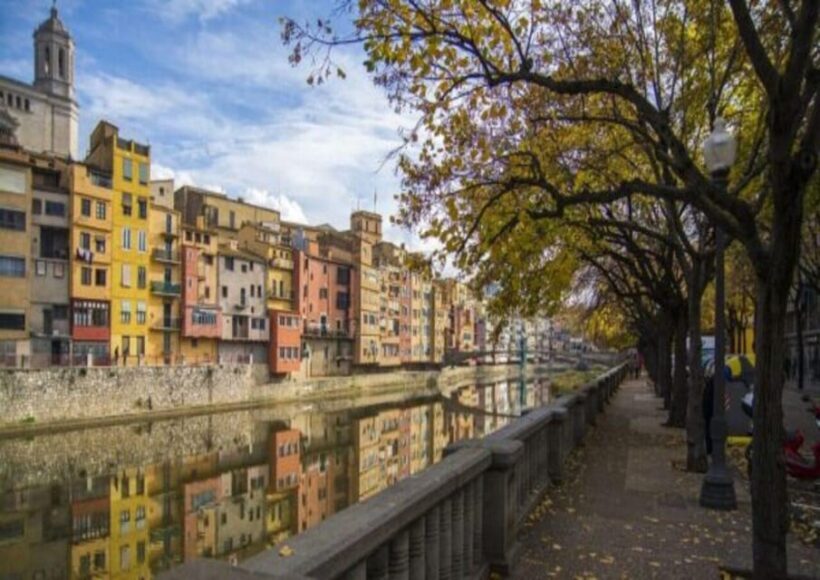 Barcelona: Complete Private Tour Girona - Key Points