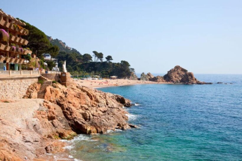 Barcelona: Costa Brava boat tour and lunch - Key Points