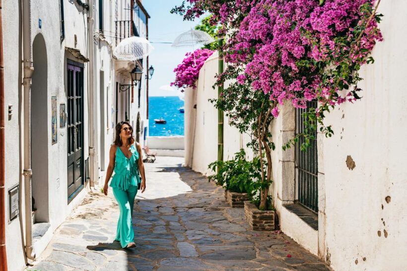 Barcelona: Dali Museum, House and Cadaques Guided Tour - Exploring the Itinerary in Depth
