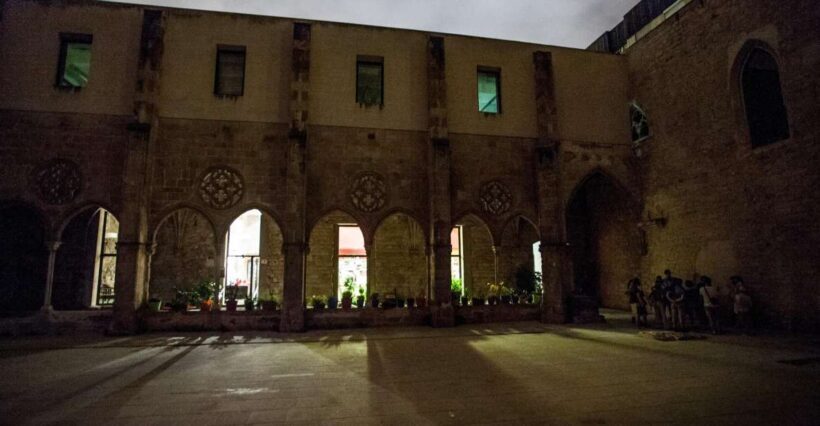 Barcelona: Dark History Night Walking Tour - The Value of the Experience