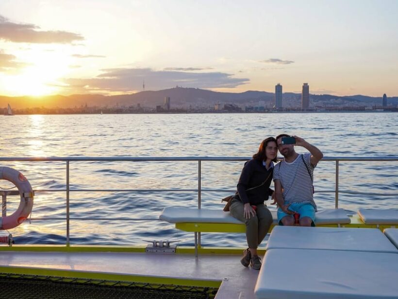 Barcelona: Daytime or Sunset Catamaran Cruise with Music - FAQ
