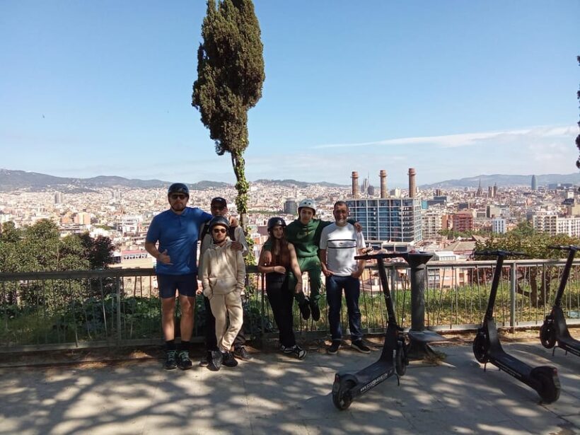 Barcelona: e-scooter and Bike tour - Exploring the Tour in Detail