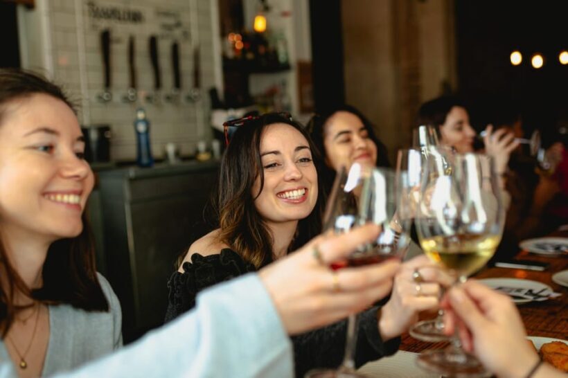 Barcelona: El Born Food Walking Tour with Tapas and Drinks - A Closer Look at the Itinerary & Stops