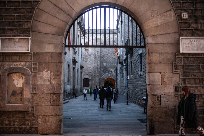 Barcelona El Raval Dark History Walking Tour - Uncovering the Grim Past of the Vampires Abode