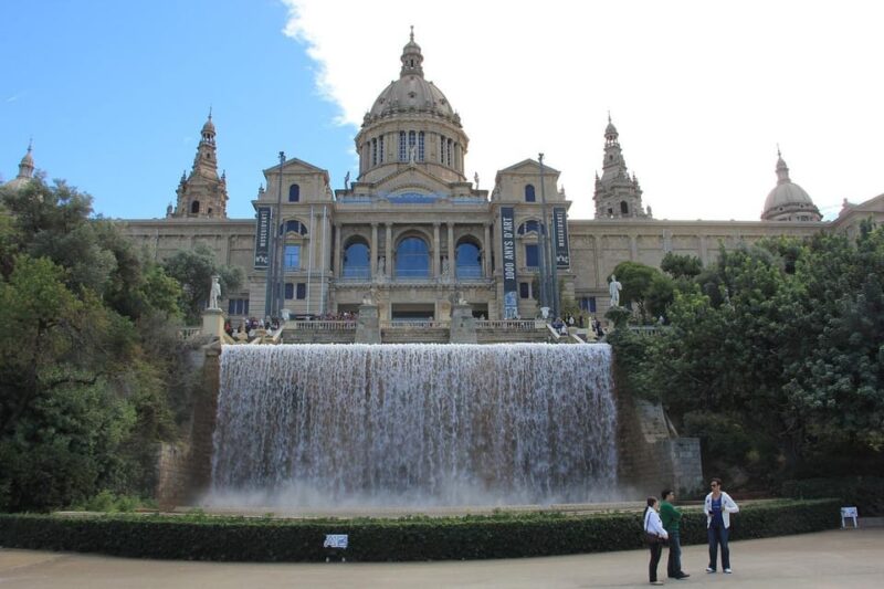 Barcelona: electric bike tour to Montjuic + relaxing sailboat ride - What Makes This Tour Stand Out