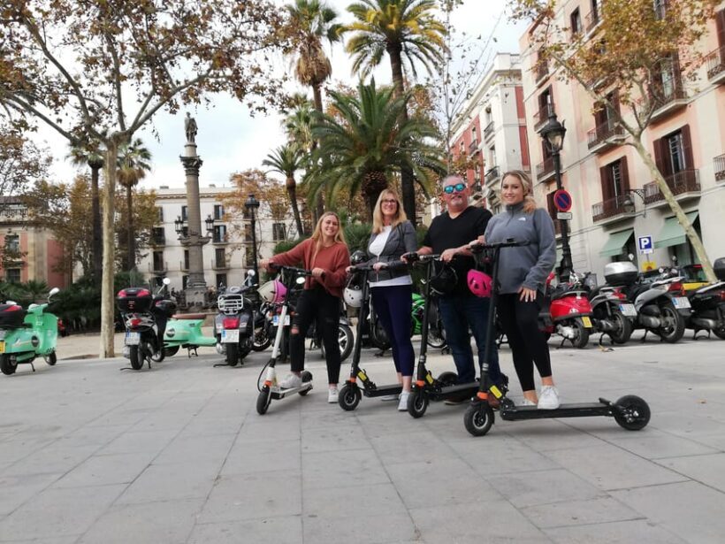 Barcelona: Electric scooter tour along the promenade and parks - Key Points