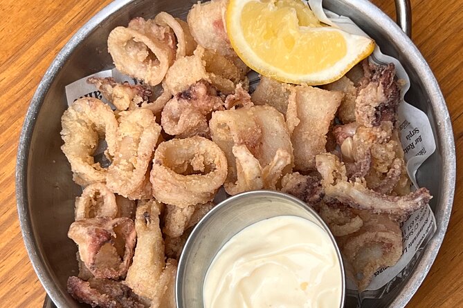 Barcelona Evening Tour, Flamenco Show & Tapas - Analyzing the Value