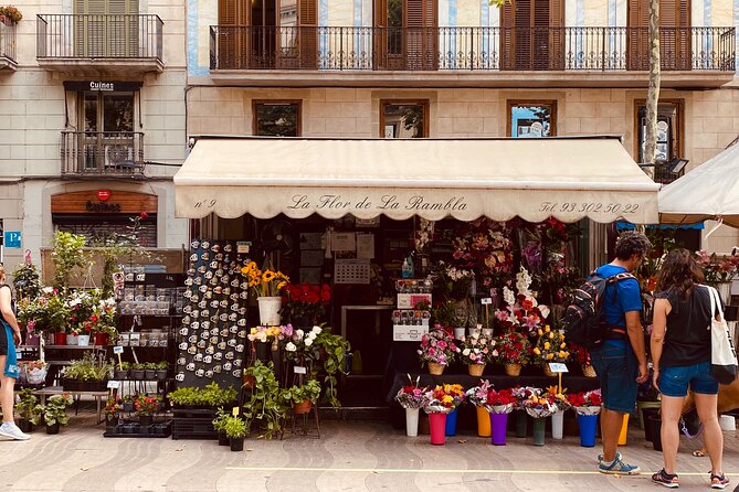 Barcelona Evening Tour, Flamenco Show & Tapas - Who Should Consider This Tour?