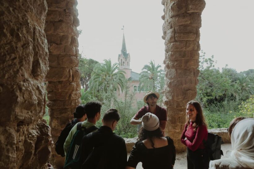 Barcelona: Exclusive Park Güell Private Guided Tour - Practical Considerations