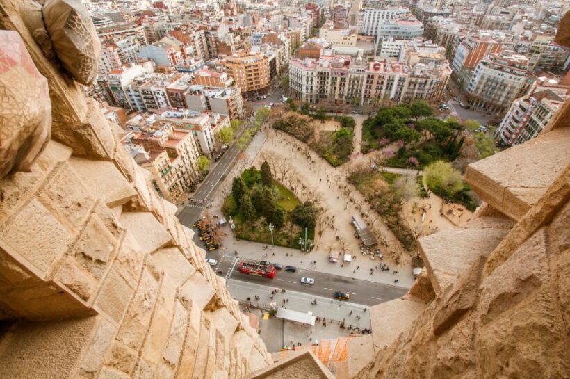 Barcelona: Fast-Track Sagrada Familia and Towers Guided Tour - Who Will Love This Tour?