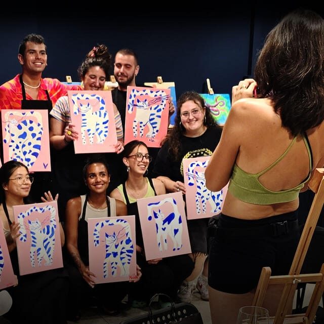 Barcelona: Fluorescent Painting Workshop with Wine and Creativity - The Creative Process and Atmosphere