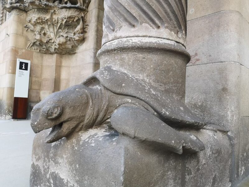 Barcelona: Foodie Walking Tour with Sagrada Familia Tickets - Final Thoughts