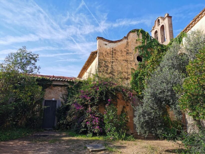 Barcelona: Full-Day Private Tour of Gaudi's Lesser-Known Art - Practical Considerations