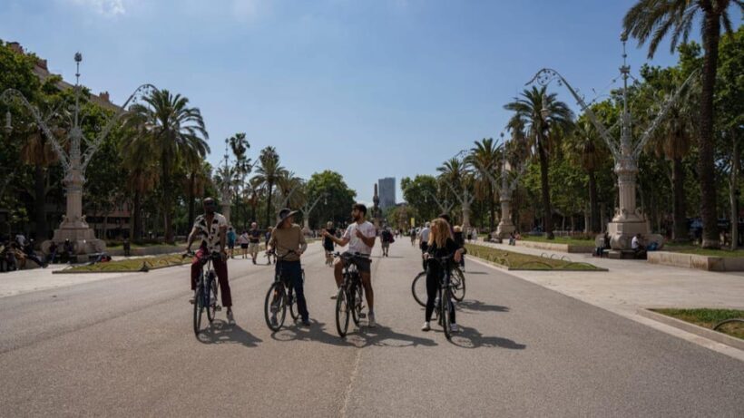 Barcelona: Gaudí Masterpieces & Hidden Gems E-Bike Tour - What Other Travelers Say