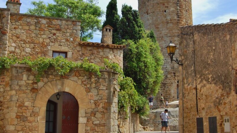 Barcelona: Girona Game of Thrones Private Tour with Pickup - FAQ