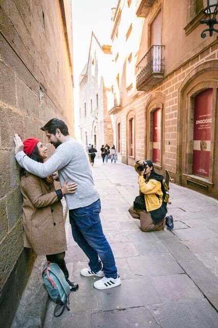 Barcelona: Gothic Quarter Private Photoshoot Experience - An In-Depth Look at the Gothic Quarter Photoshoot Experience