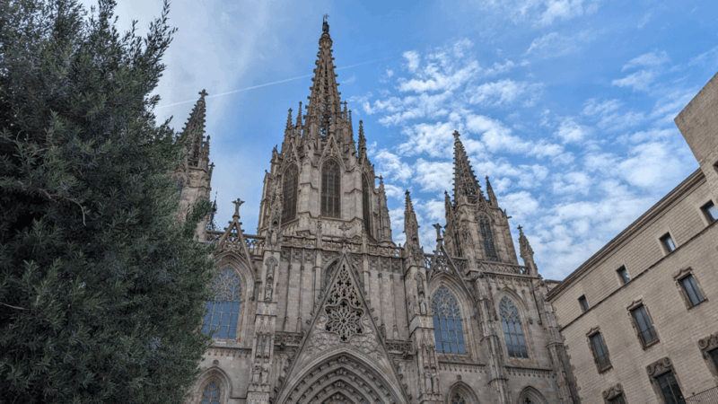 Barcelona: Gothic Quarter Walking Tour - What You’ll Love and What to Keep in Mind