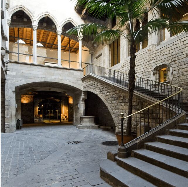 Barcelona: Guided Tour of the Picasso Museum with Tickets - Why This Tour Is a Great Choice for Art Enthusiasts