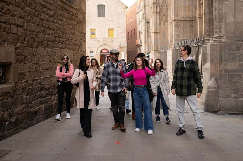 Barcelona: Guided Walking Tour of Top Sights and Hidden Gems - Key Points