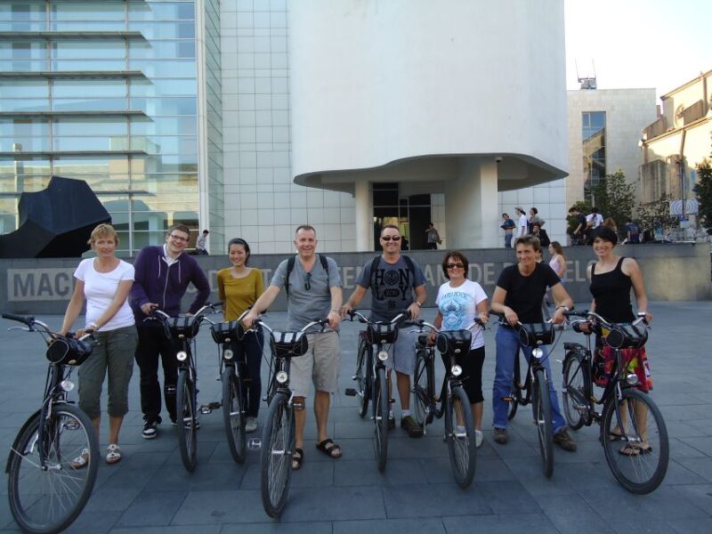 Barcelona Highlights Bike Tour: Cycle along the beach! - The Sum Up