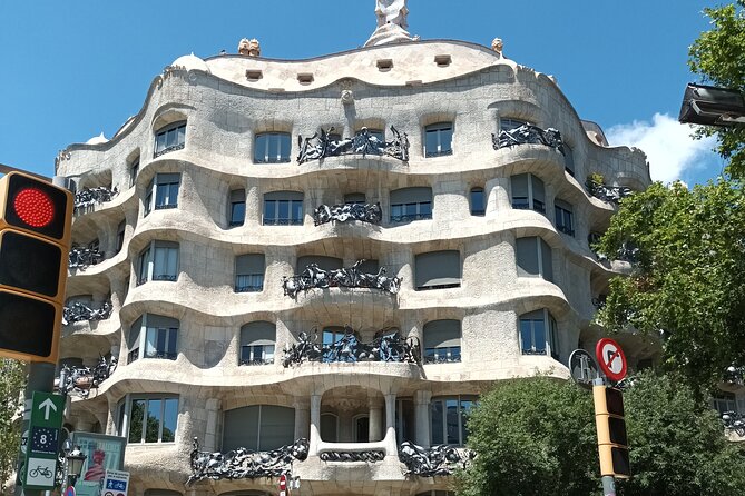 Barcelona Highlights Bike Tour - Health and Safety Guidelines