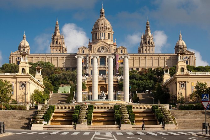 Barcelona Highlights Guided Tour With Monjuic Cable Car - Itinerary and Duration