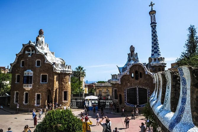 Barcelona Highlights & Sagrada Familia Skip-the-Line Private Tour - Whats Included in Your Tour