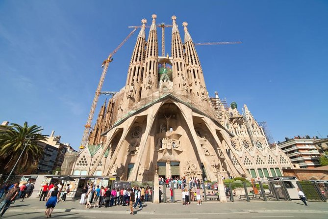 Barcelona Highlights Shore Excursion With Optional Attractions Tickets - Pricing and Booking Options