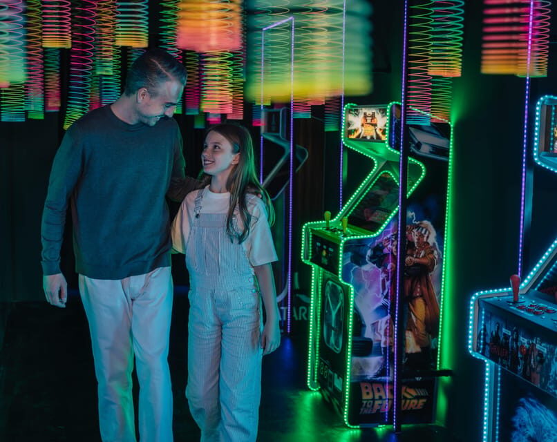 Barcelona: Interactive Art Installation by IKONO - FAQ