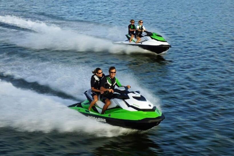 Barcelona: Jetski rental in Barcelona - An Exciting Introduction to Barcelona’s Watersports Scene