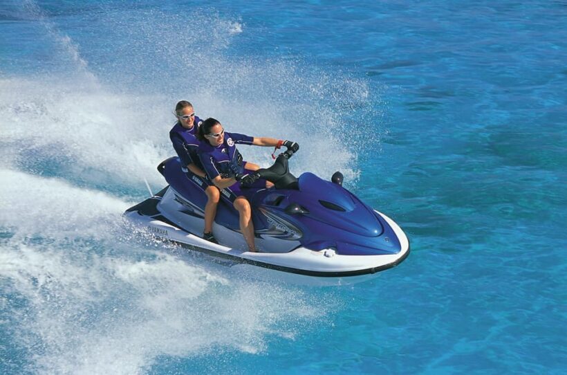 Barcelona: Jetski rental in Barcelona - The Practical Side: Pricing, Equipment, and Safety