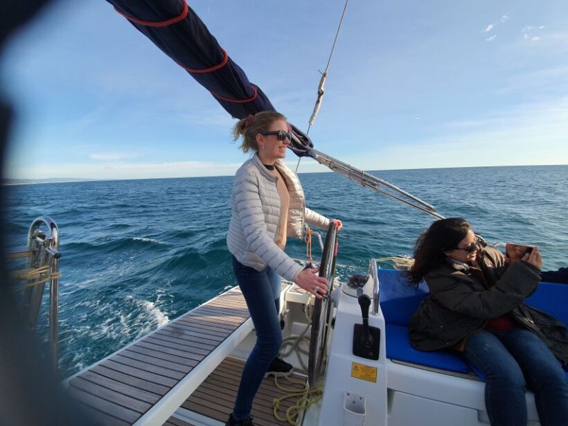 Barcelona: Luxury Private Sunset Yacht Cruise - An In-Depth Look at the Barcelona Luxury Private Sunset Yacht Cruise