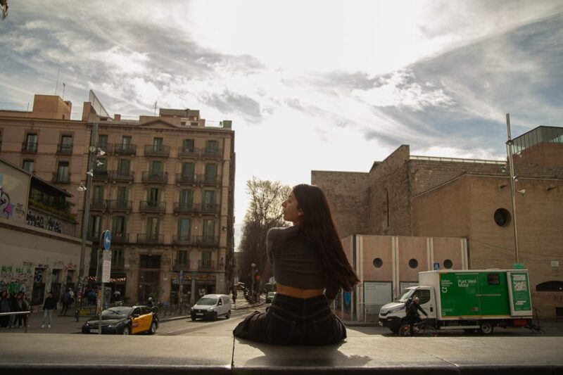 Barcelona: Macba, Private Photo Experience - Why This Tour Offers Good Value