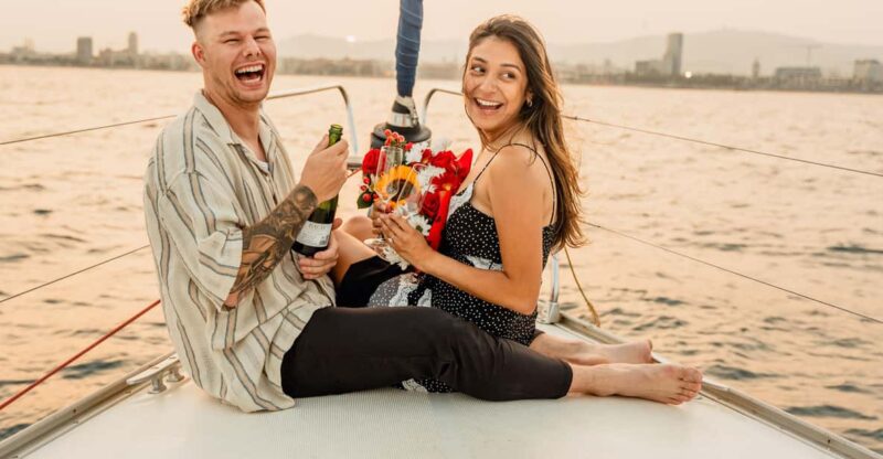 Barcelona: Marriage Proposal Boat Trip - Key Points