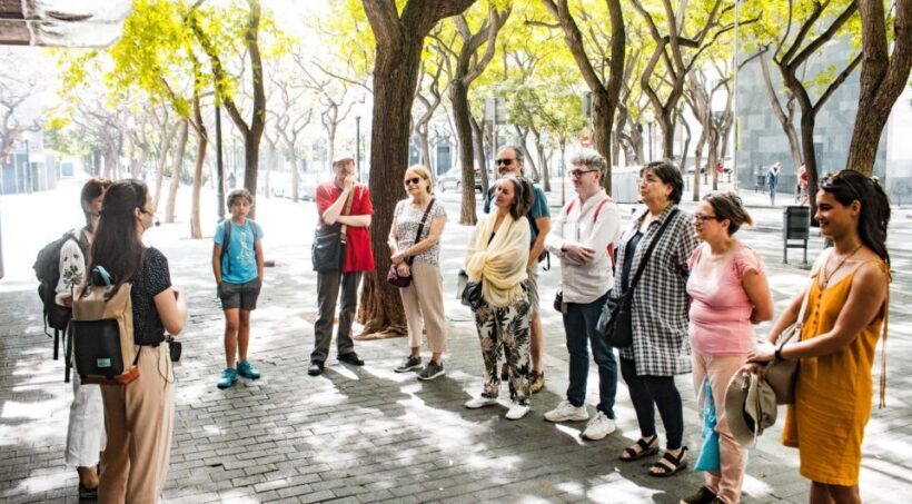 Barcelona: Migrant History and Interculturality Walking Tour - A Closer Look at the Migrant History and Interculturality Walking Tour