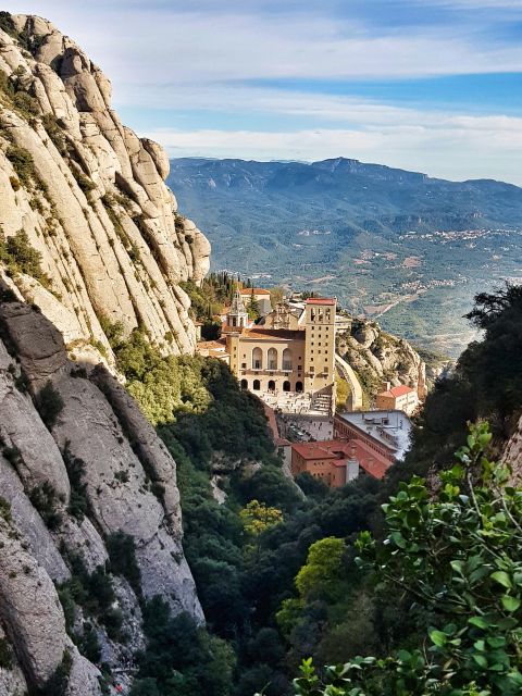 Barcelona: Montserrat Private Tour for Families with Pickup - Introduction