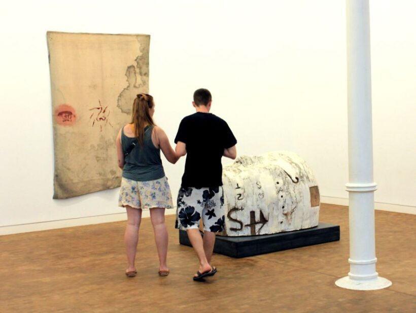 Barcelona: Museu Tàpies Entrance and Exhibitions - FAQ