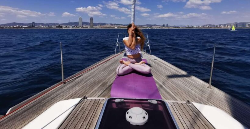 Barcelona: Nautical Namaste Yoga Session and Sailing Trip - Pricing and Value