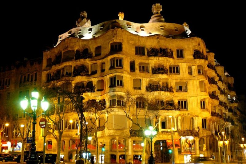 Barcelona: Night Tour on Sidecar Motorcycle - Authenticity and What Travelers Say