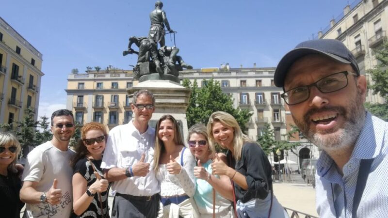 Barcelona: Old Town and Gothic Quarter Walking Tour - Key Points